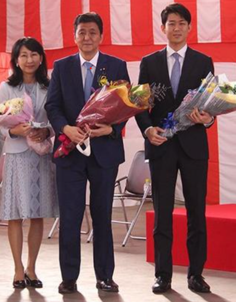 岸信千世の経歴(慶応大学)や家系図！父親と母親や兄・結婚歴や自宅も総まとめ【岸信夫の息子＆安倍晋三の甥】